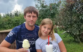Pomoc pro tátu samoživitele a 13letou dceru | Donio